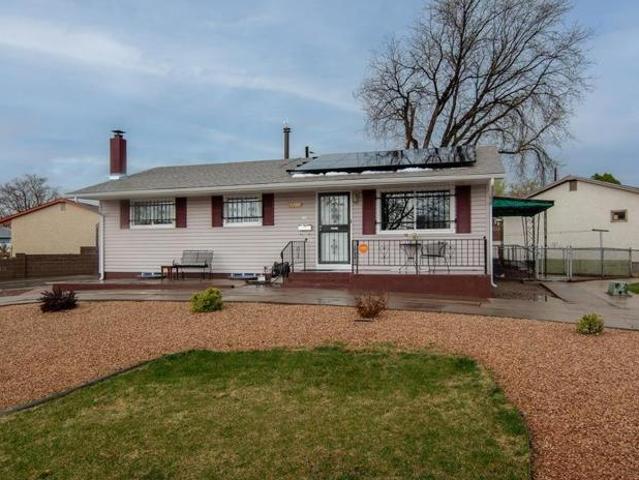 3200 Hollybrook Ln, Pueblo, CO 81005