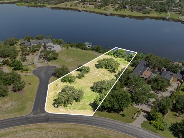 3200 Kahala Sunset Dr, Spicewood, TX 78669 | MLS #7063 | Compass