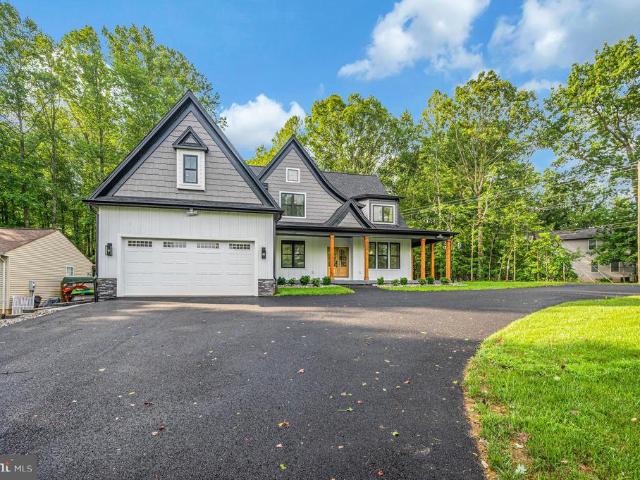 3200 Lakeview Parkway