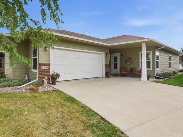 3200 S Sandlot Ave, Sioux Falls, SD 57110