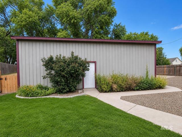 3200 Sherman Ct