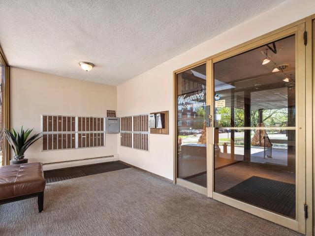 3200 Virginia Avenue S # 106