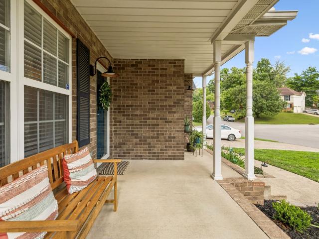 3200 W Yorkshire Ct