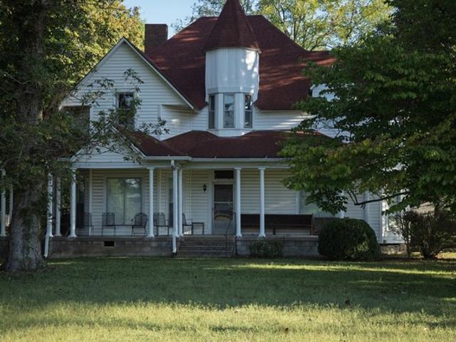 3200 Williamsport Pike, Williamsport, TN 38487