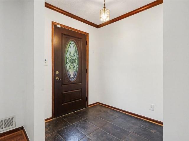 3200 Woodbridge