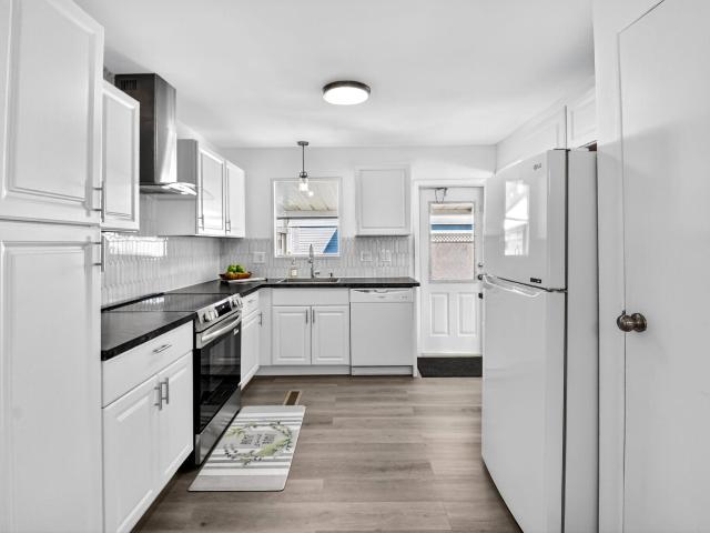 32011 Domingo Bay, Boynton Beach, FL 33436 | MLS #B26018 | Compass