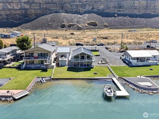32014 Lakeview Rd NE, Coulee City, WA 99115
