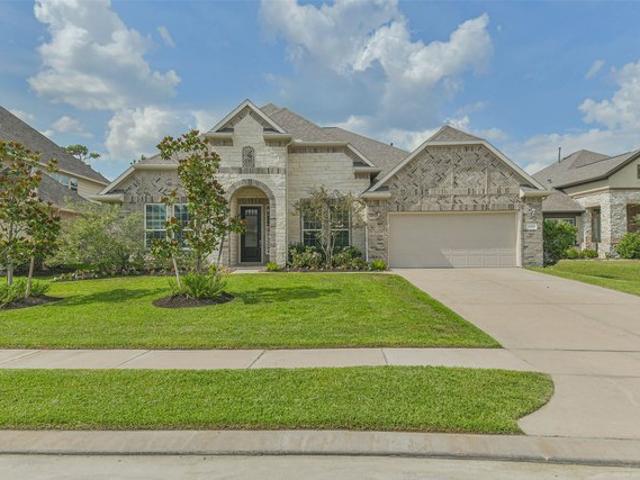 32015 Autumn Orchard Ln, Conroe, TX 77385