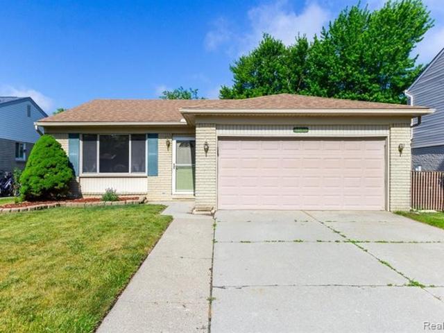 32016 Belcrest Rd, Brownstown Township, MI 48173