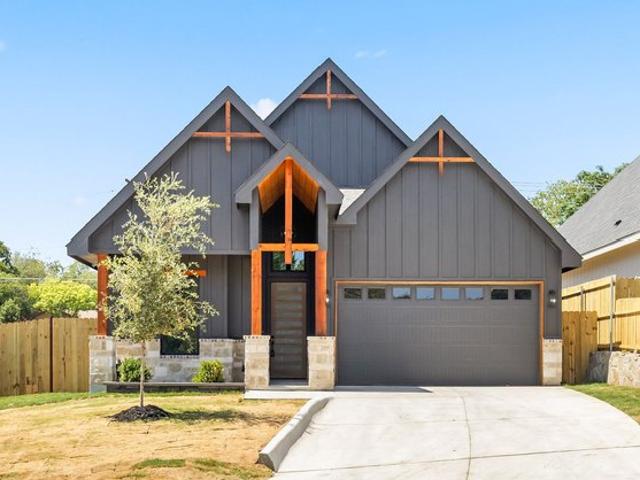 3201 NW 33rd St, Fort Worth, TX 76106