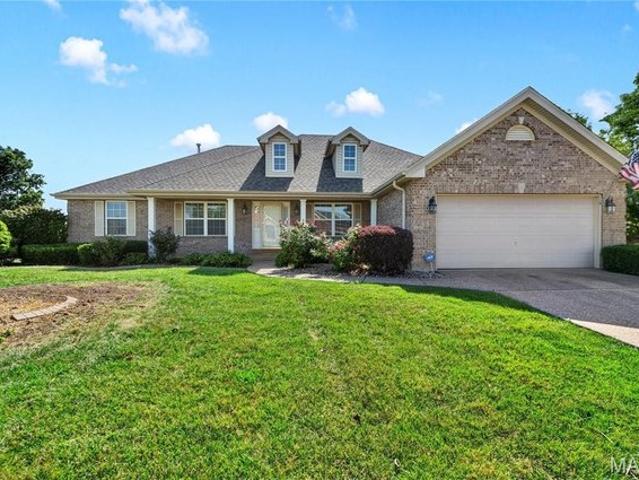3201 Bear Tracks Dr, Wentzville, MO 63385
