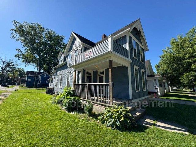 3201 Dinnen Ave, Fort Wayne, IN 46807