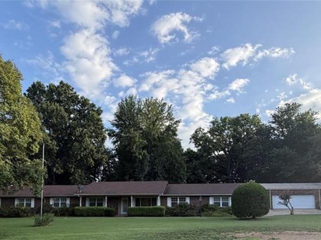 3201 E Harris Rd, Muskogee, OK 74403