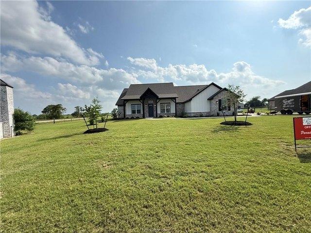 3201 Hunters Crossing Trl, Bryan, TX 77808
