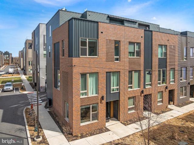 3201 Riseview Walk