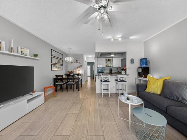 3201 SE 10th St Apt A11, Pompano Beach, FL 33062
