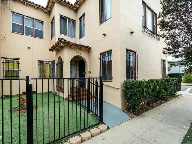3201 W 21st St, Los Angeles, CA 90018