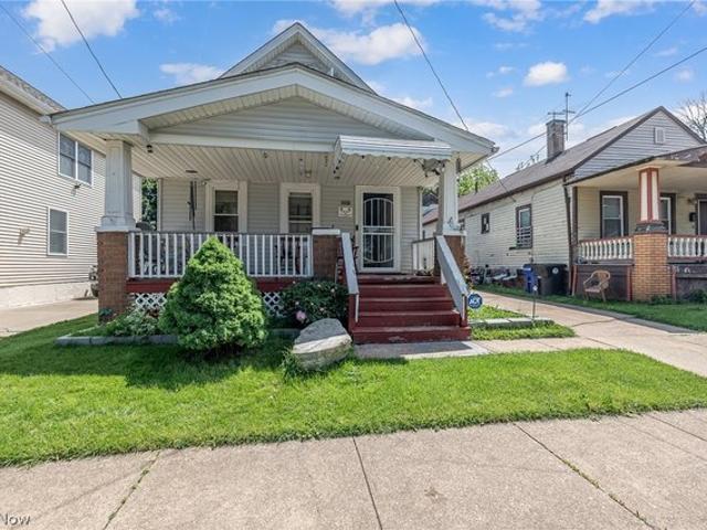 3201 W 54th St, Cleveland, OH 44102