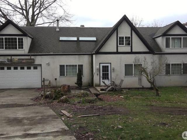 32022 8th Ave S, Roy, WA 98580
