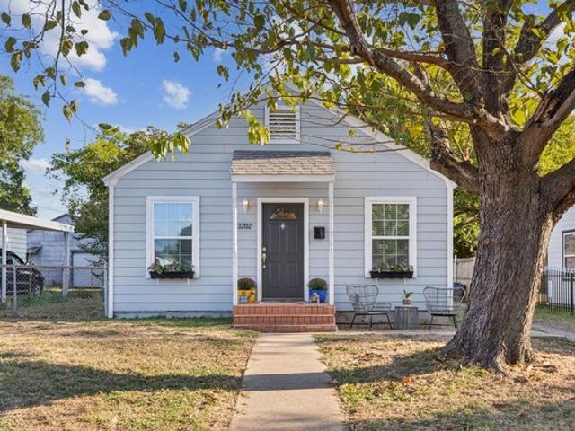 3202 Aster St, Dallas, TX 75211