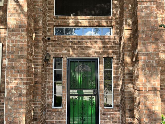 3202 Clayton Woods Dr, Houston, TX 77082 | Compass