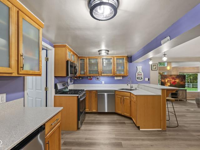 3202 E County Road 800 N