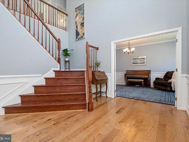 3202 Elwood Lane