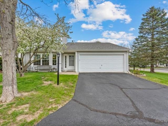 3202 Lynette Ln, Island Lake, IL 60042