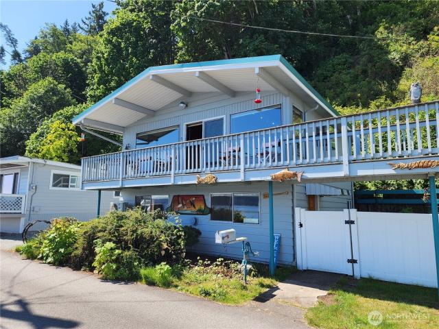 3202 Shoreline Drive