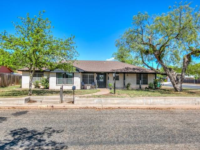 3202 Tanglewood Dr, San Angelo, TX 76904