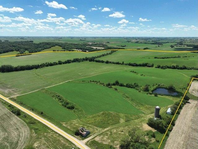 3202 th St, Brooklyn, IA 52211