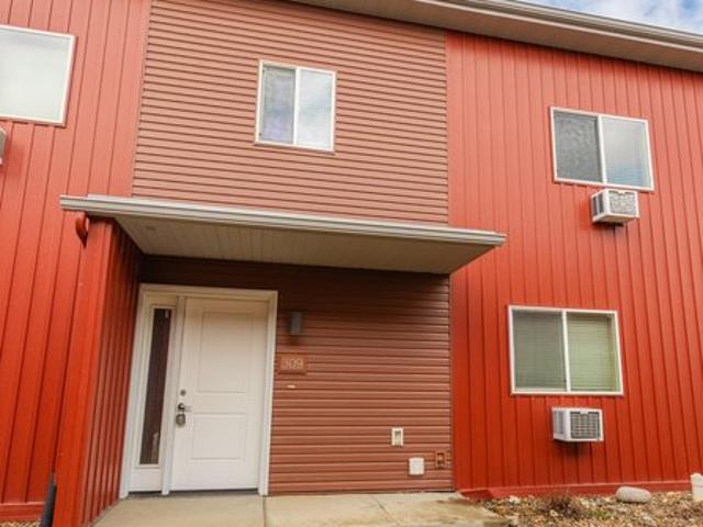 3202 17th Ave W Apt 309, Williston, ND 58801