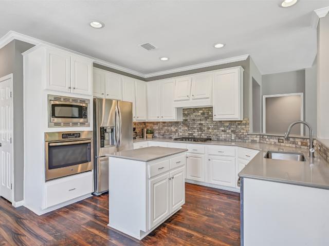 3203 Autumn Bay Court