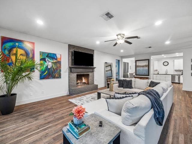 3203 Deep River Court