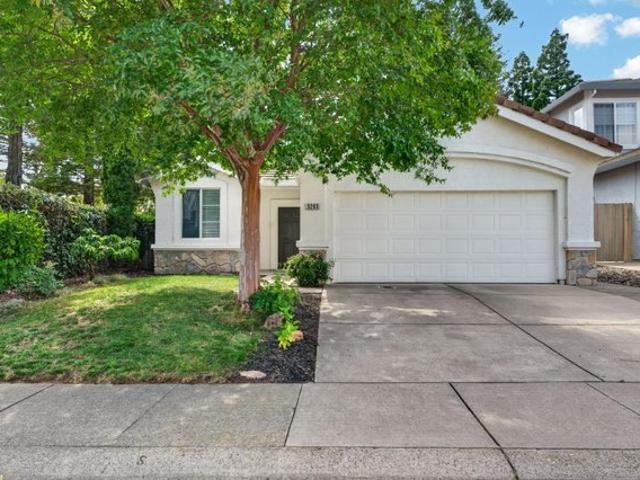 3203 Europa St, Roseville, CA 95661