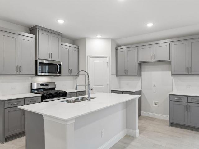 3203 Giovanni Point