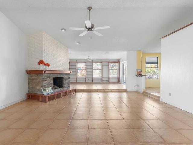 3203 John Anderson Drive, Ormond Beach, US, FL