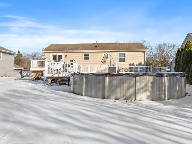 3203 Parker Dr, Valparaiso, IN 46383 | MLS #840664
