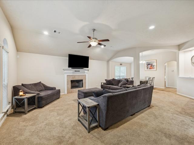 3203 Pine Hollow Circle