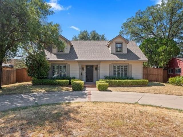 3203 32nd St, Lubbock, TX 79410