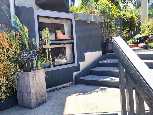 320 12th St, Unit 5, Seal Beach, CA 90740 | MLS #PW26038 | Compass