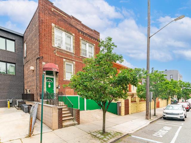 320 7Th St