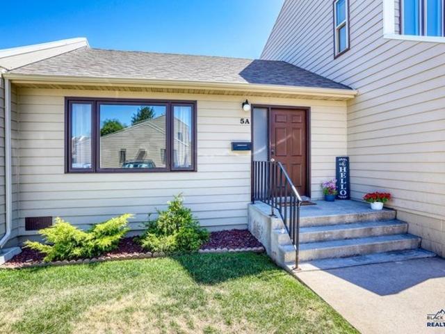 320 44th St Apt 5A, Rapid City, SD 57702