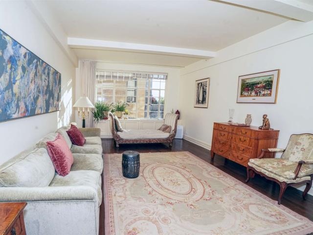 320 Central Park West, New York, NY