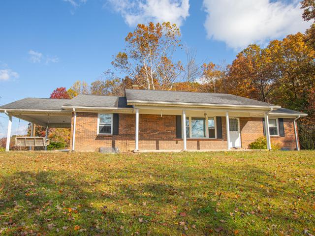 320 Cravens Hollow Road