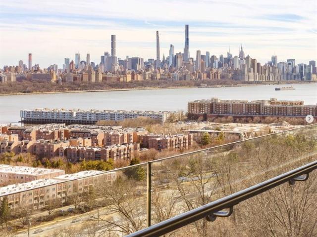 320 Adolphus Avenue # 117