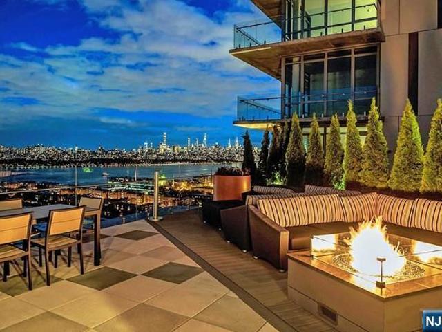 320 Adolphus Avenue # 319