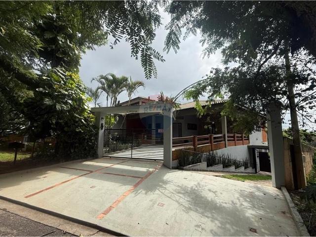 320 Área Útil Casa de Condomínio Alugar, 4 Dormitórios localizado em Condomínio Vista Alegre, Vinhedo, São Paulo, 13288 164 | Brasil