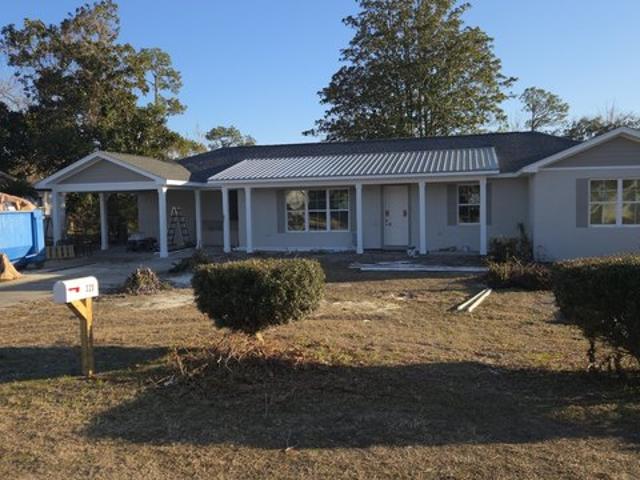 320 Avenue D, Port Saint Joe, FL 32456