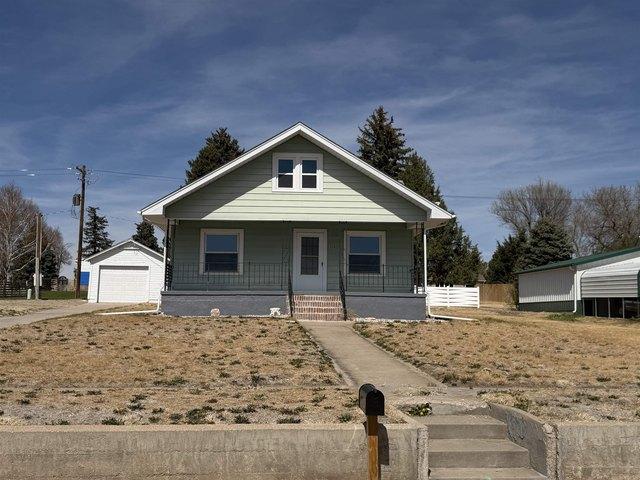 320 Bates Blvd, Lodgepole, NE 69149